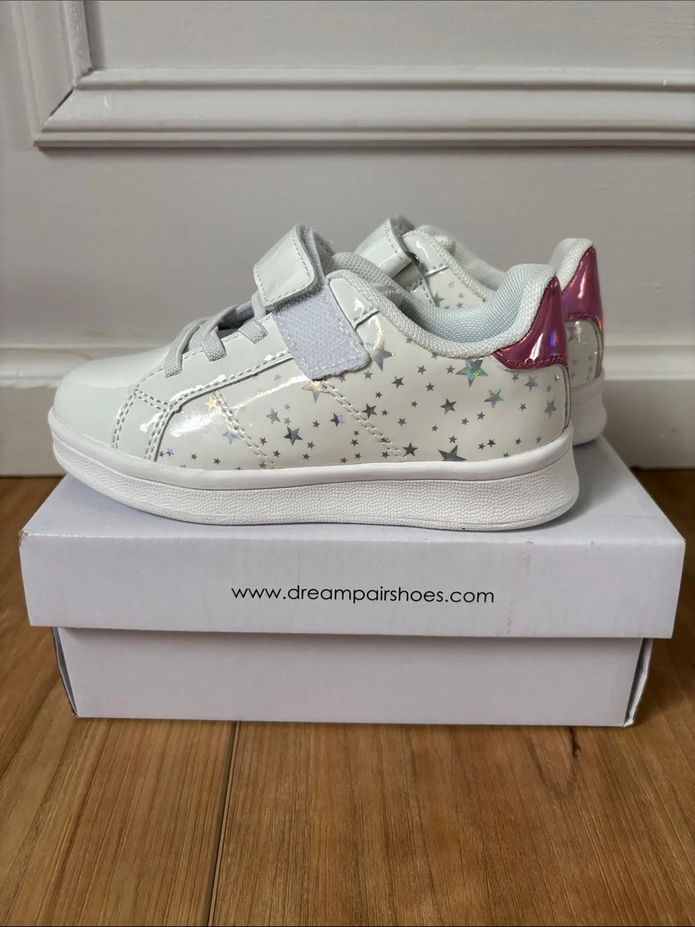 Dream Pairs | Shoes | Dream Pairs White Shiny Starprint Sneakers With ...